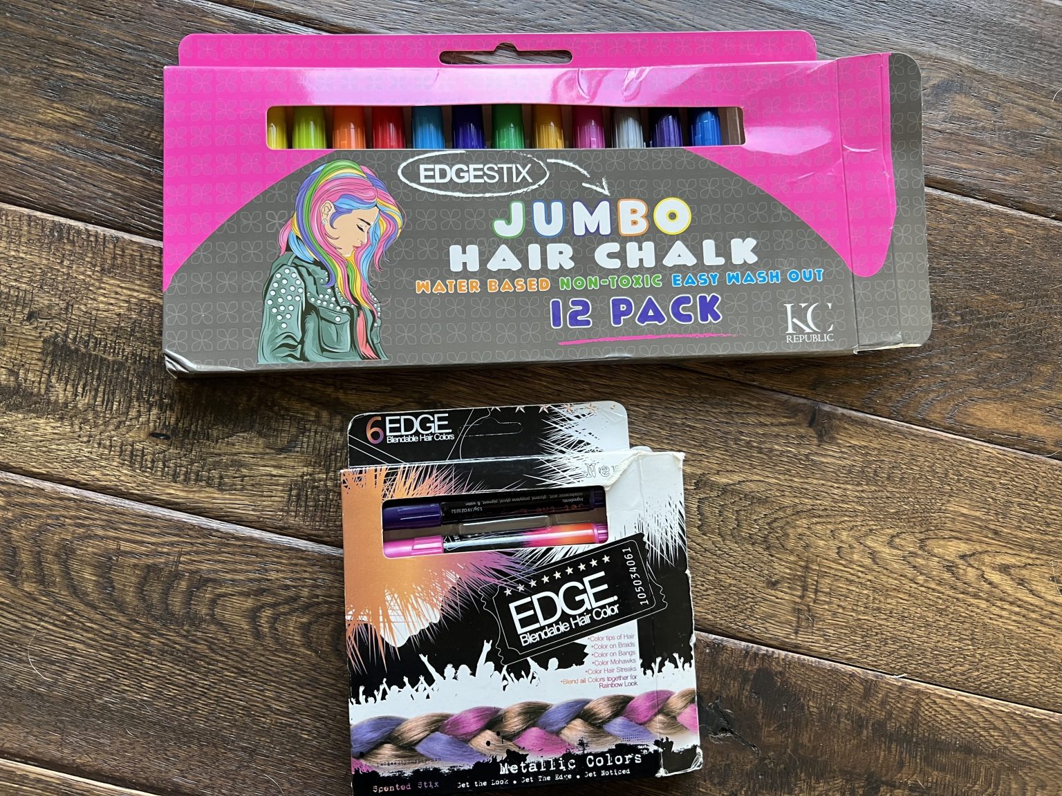 Hair Chalk How To – How To Apply Hair Chalk And Great Hair Chalk Styles